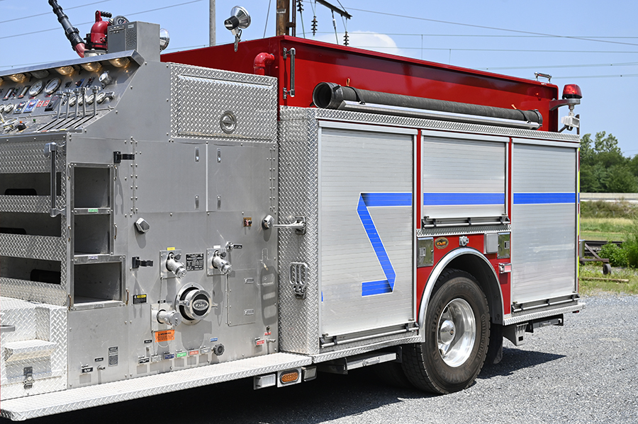 Sold sold sold 2004 KME 1500/1000 STAINLESS STEEL Pumper - Command Fire ...