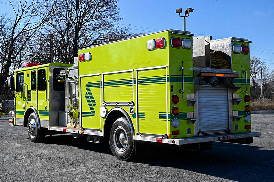 SOLD SOLD SOLD 2001 HME 2000/750 Rescue Pumper - Command Fire Apparatus